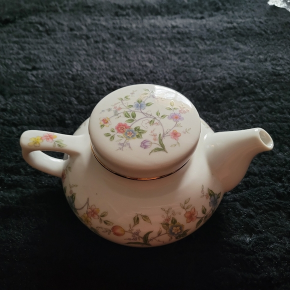 Kitchen | Beautiful Floral Tea Pot | Poshmark